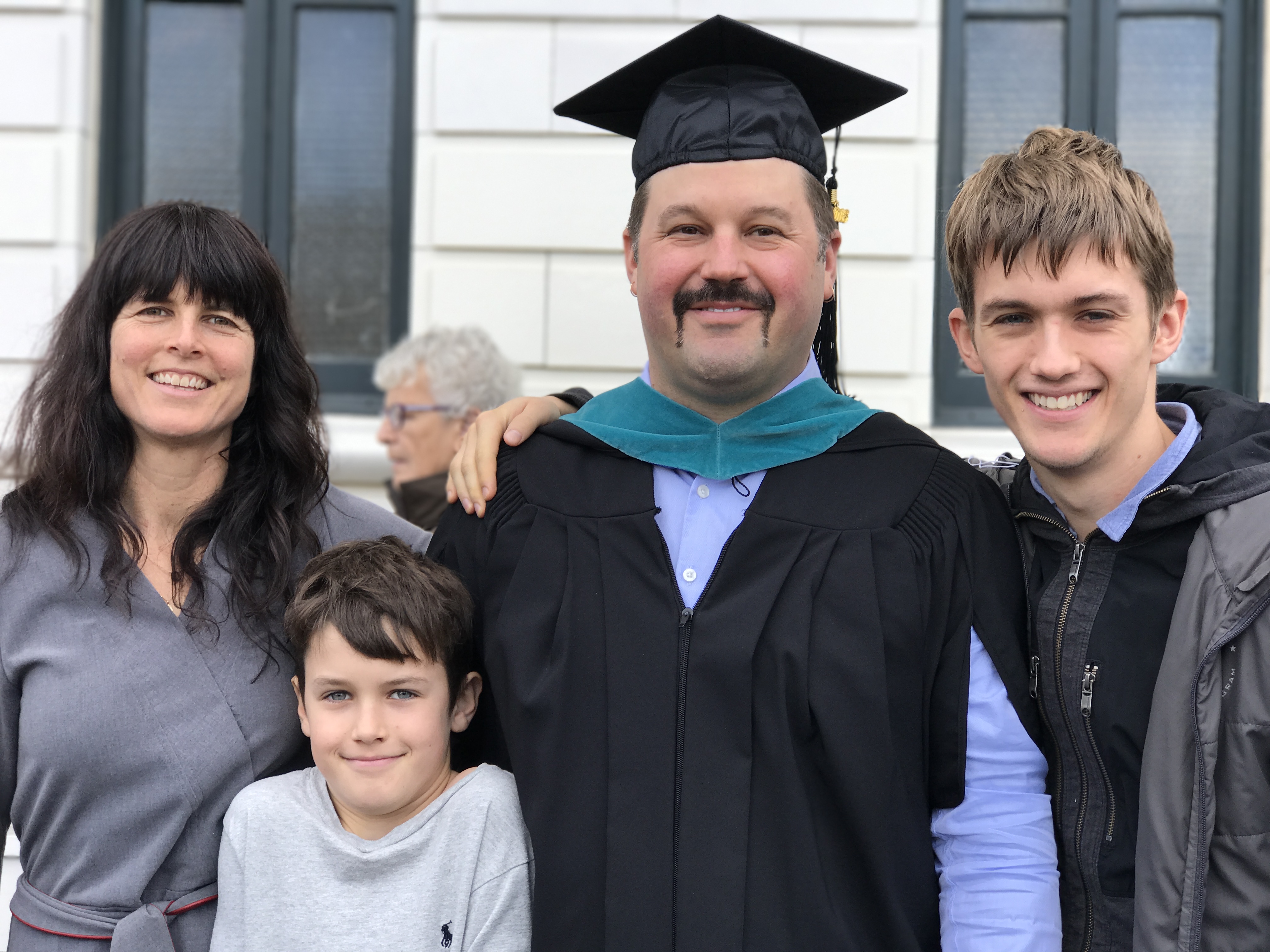 Victoria paramedic wins academic honour